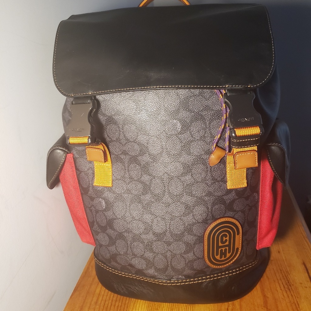 Coach Rivington Signature/Leather Drawstring Backpack - Gem